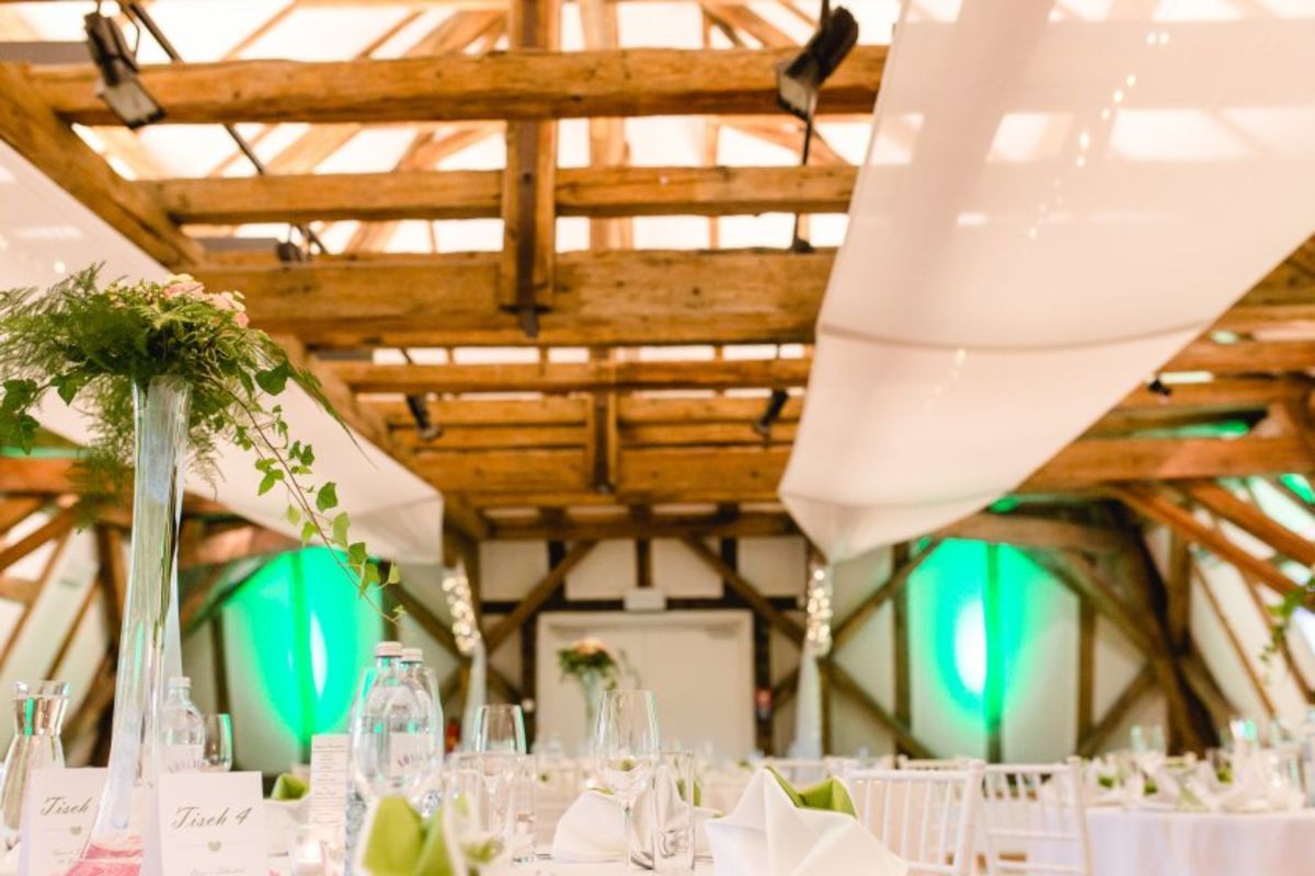 Hochzeitsreportage in Niederösterreich: Lenausaal Stockerau ♥ ...