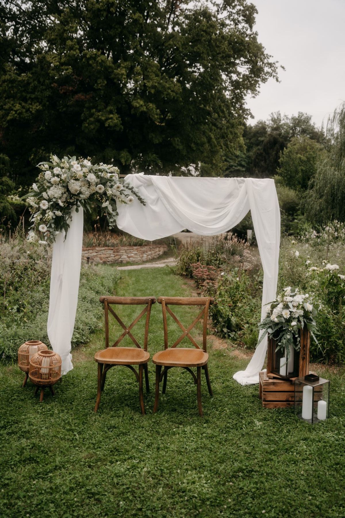 Kleine feine Hochzeit mit Trauung im Gewächshaus und Feier im Grünen ♥ ...