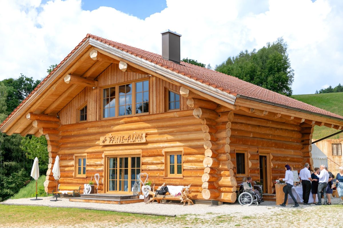 Traumhochzeit auf der Fani Alm mit wunderschönem Sonnenuntergang